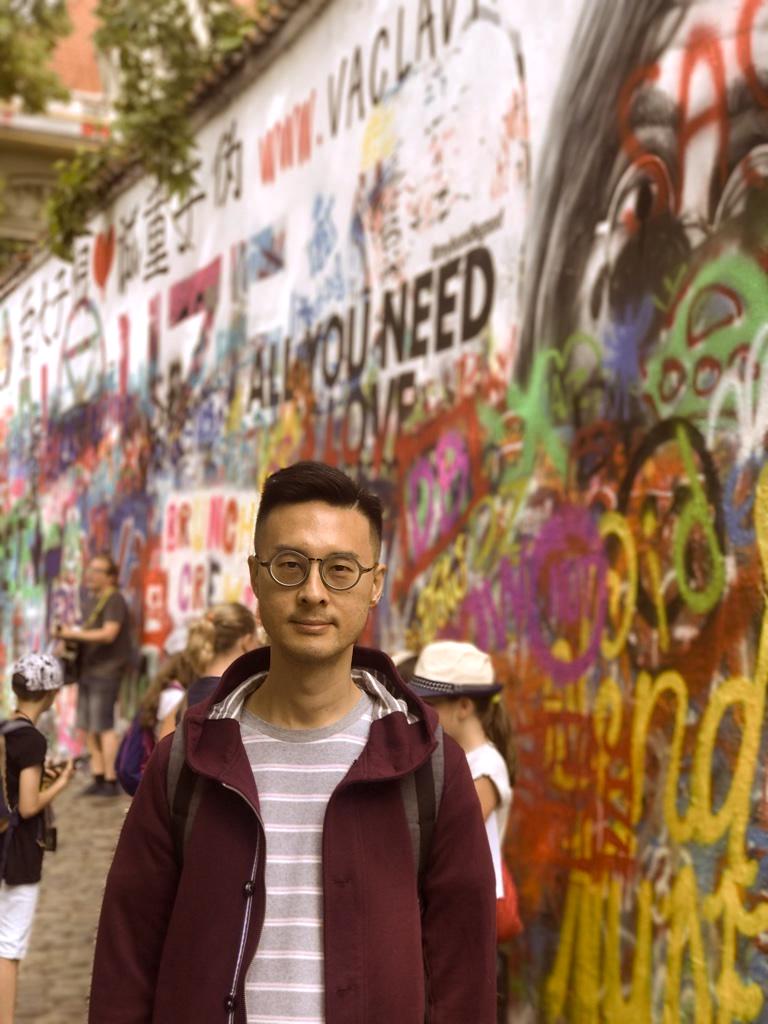 全港陷入Mirror熱潮 太太瘋狂「前夫」投訴